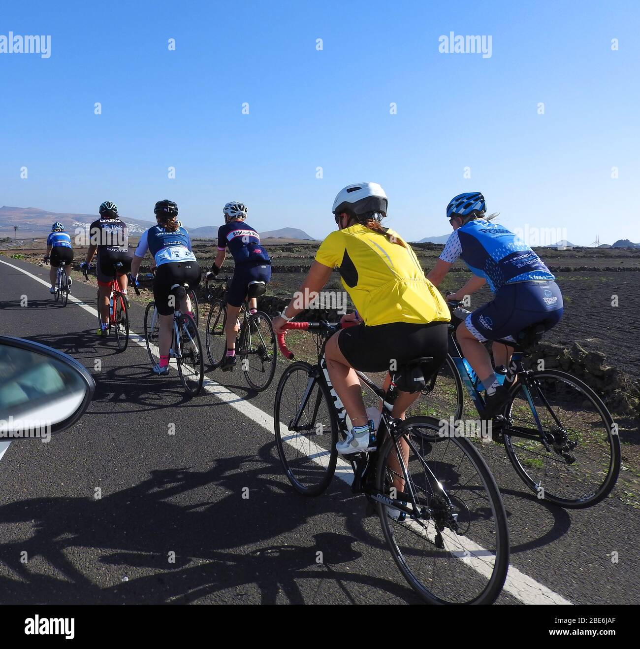 Cycling around the island hi-res stock photography and images - Alamy