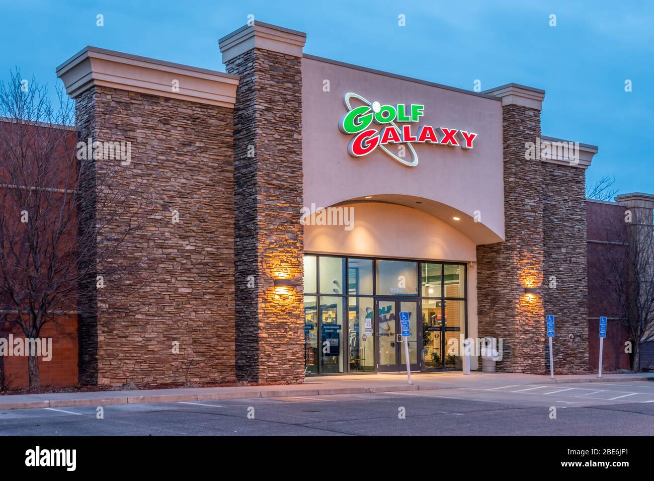 ST. PAUL, MN/USA - MARCH 17, 2020: Golf Galaxy retail store entrance ...