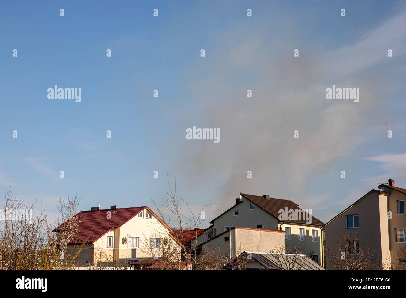 ZYMNA VODA, UKRAINE - APRIL 10, 2020: dark smoke air pollution in ...