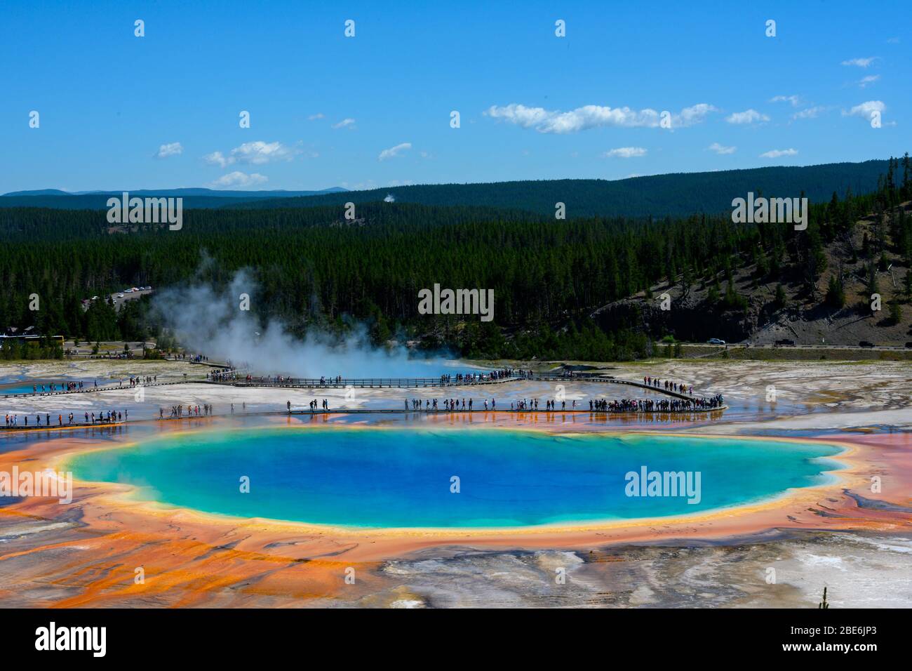 Large Crowd Around Grand Prismatic spring Stock Photo - Alamy