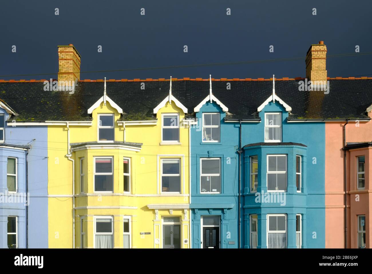 Colourful houses and roofs hi-res stock photography and images - Alamy