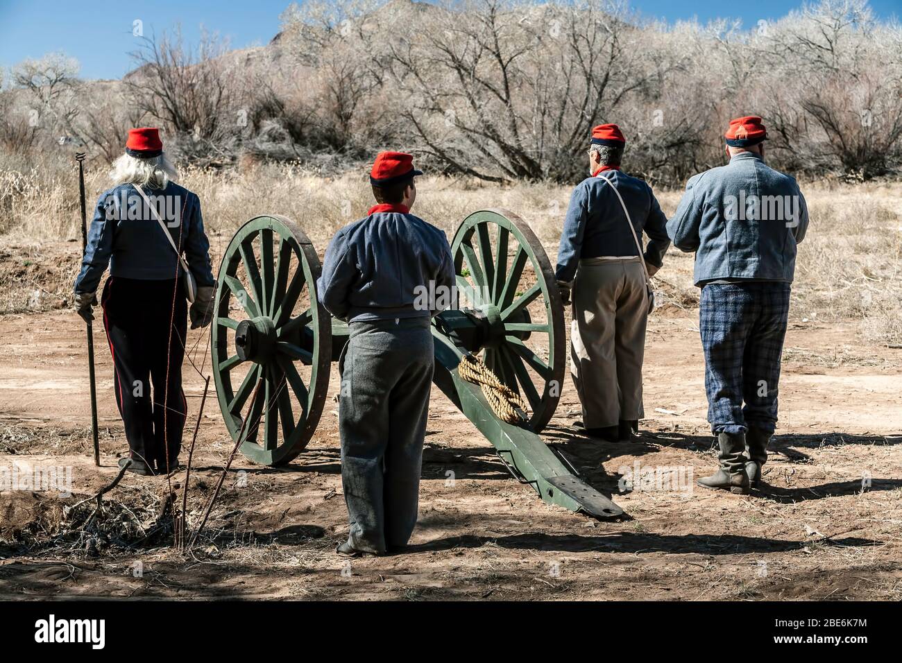 Confederate Army artillery crew and cannon, Civil War reenactment, near ...