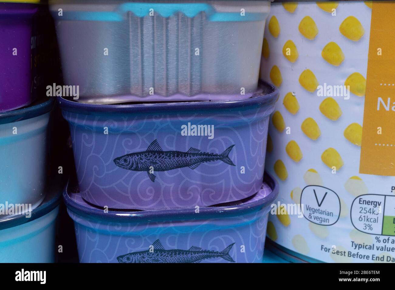 Tin food stack hi-res stock photography and images - Alamy