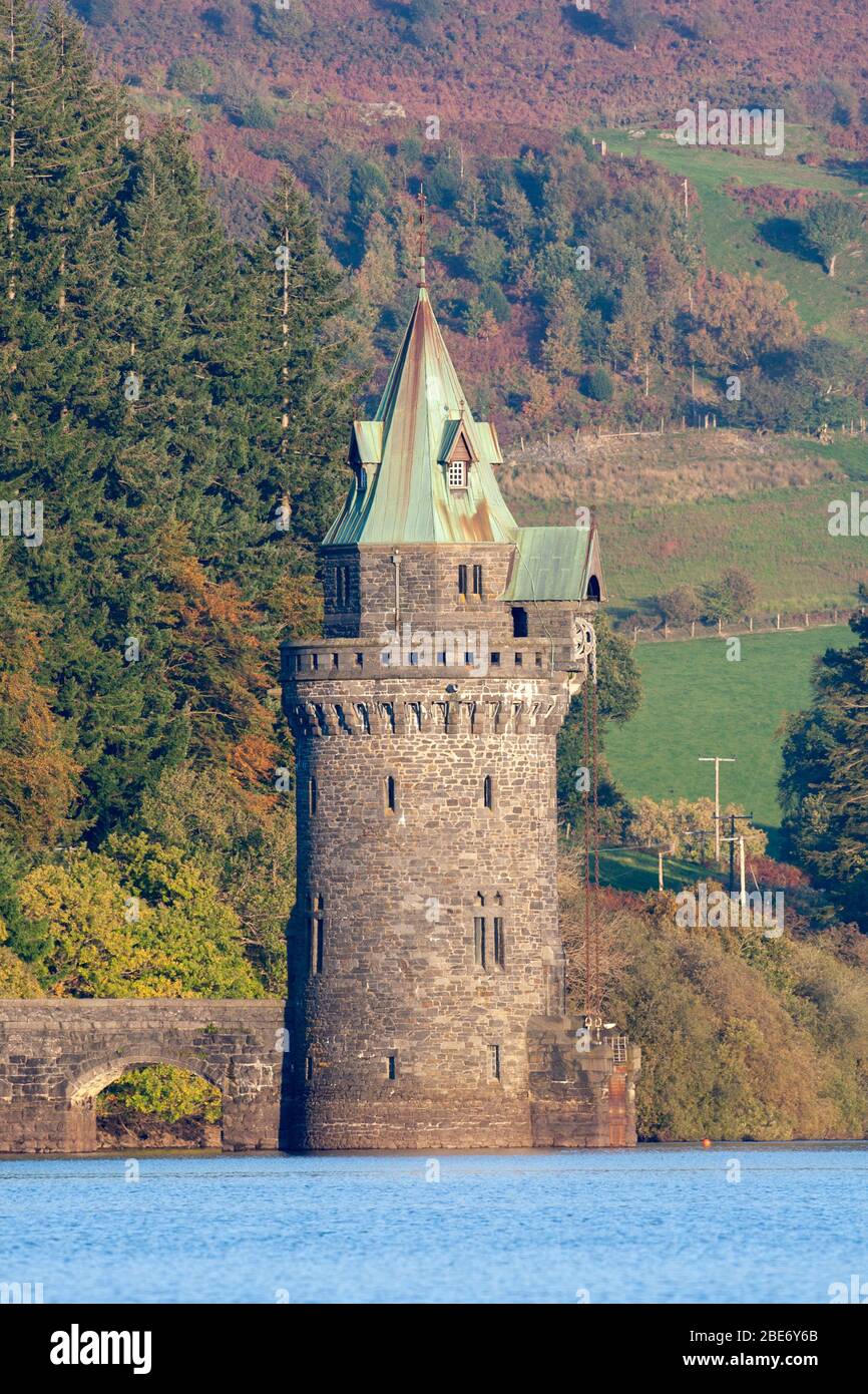 Straining tower, Lake Vyrnwy, Powys, Mid Wales Stock Photo - Alamy