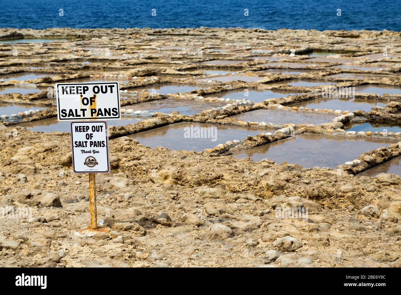 Warning sign cut out hi-res stock photography and images - Alamy