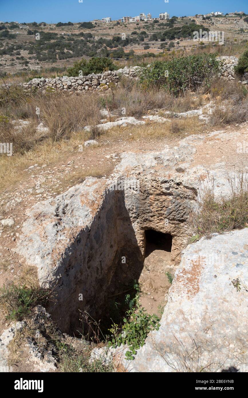 Qabar puniku hi-res stock photography and images - Alamy