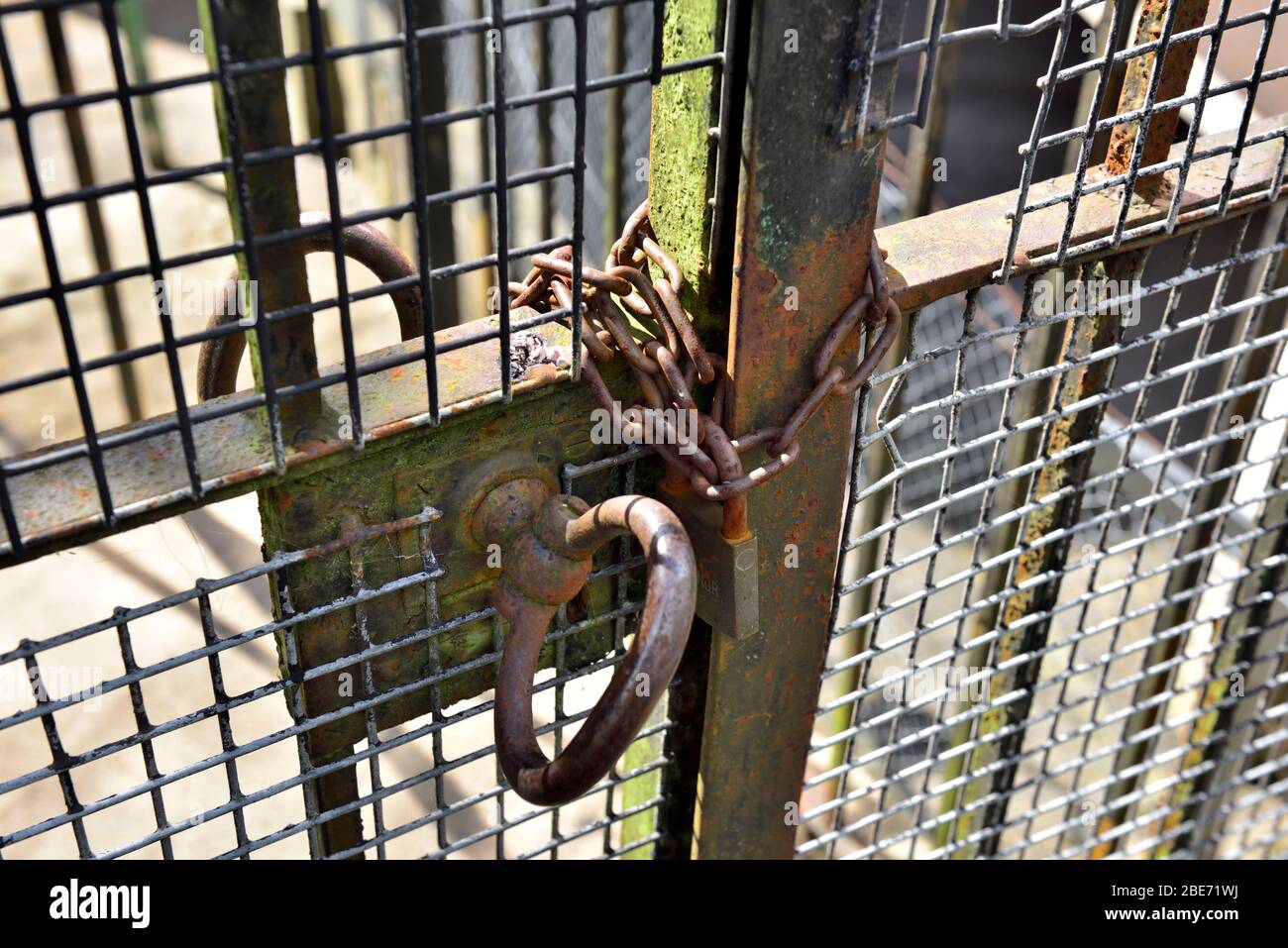 Steel gate hi-res stock photography and images - Alamy