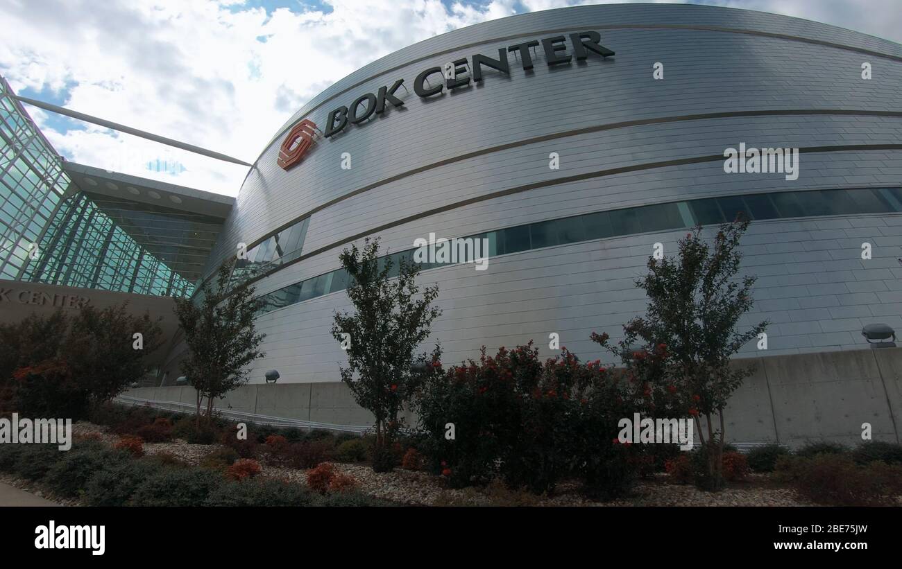 Futuristic round building bok center hi-res stock photography and images - Alamy