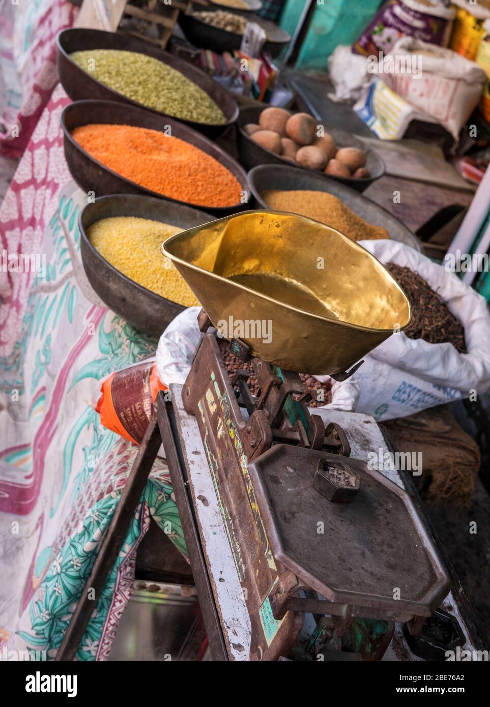 traditional spices stall in India Stock Photo - Alamy
