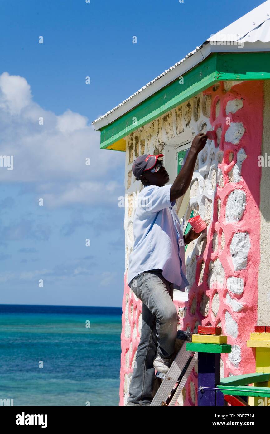 Souvenir kiosk hi-res stock photography and images - Alamy