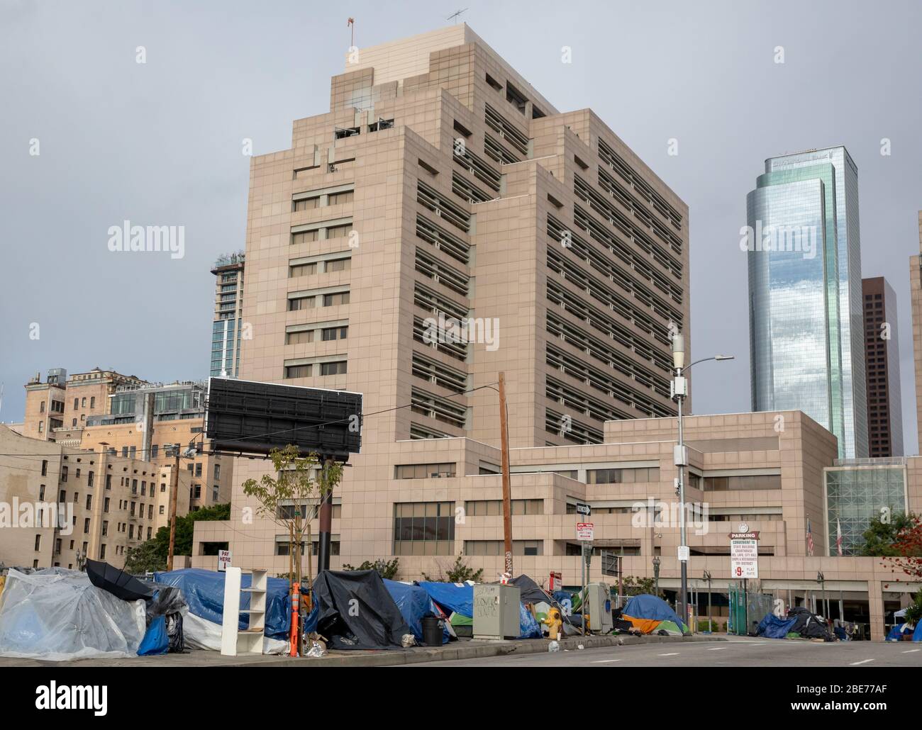 The corner of San Pedro street in Skid Row district of Downtown of Los ...