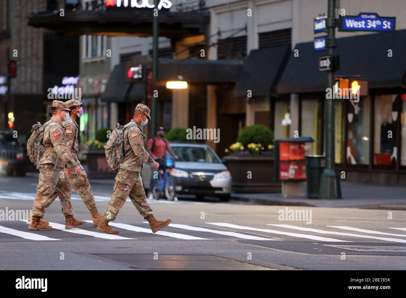Emergency crews in NYC Stock Photo - Alamy