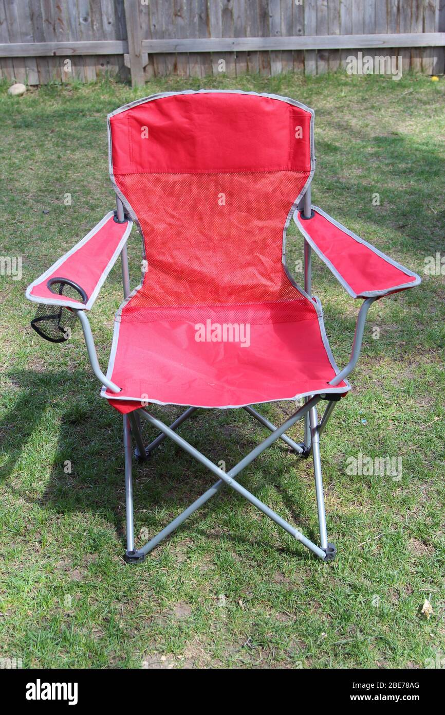 Red camping chair hi-res stock photography and images - Alamy