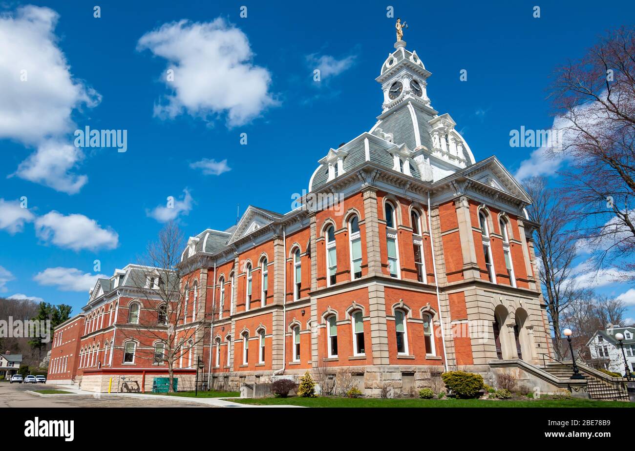 City Street Corner Usa High Resolution Stock Photography and Images - Alamy
