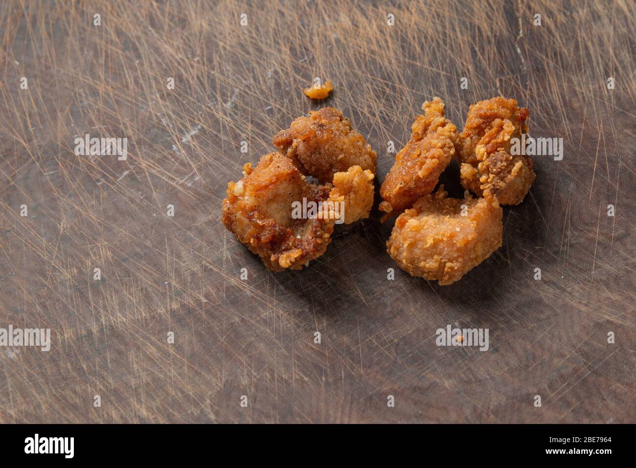 A pile of delicious fried chicken Stock Photo - Alamy
