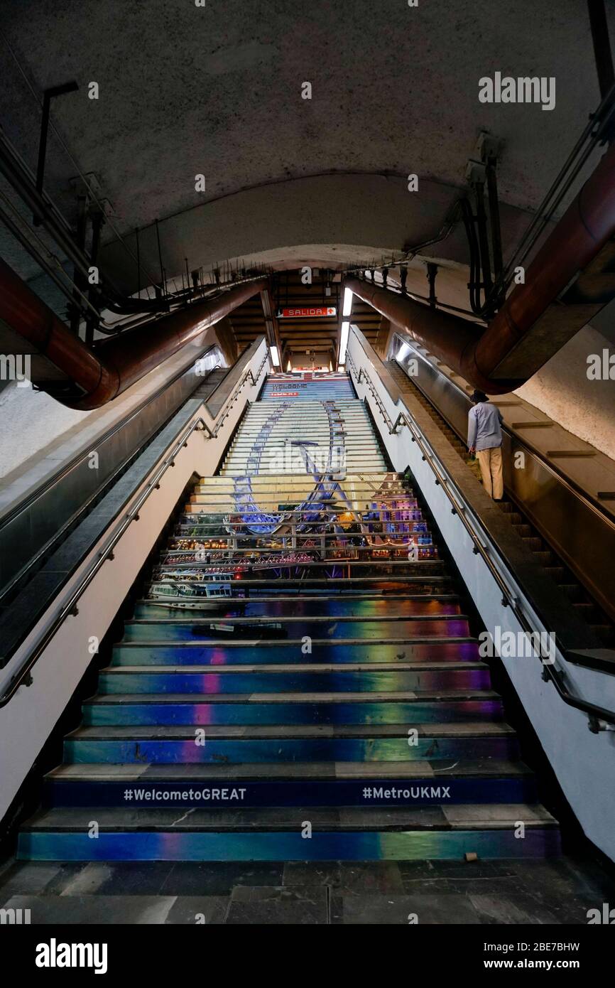 Painted mural of the London Eye on the stairway of Metro Auditorio ...