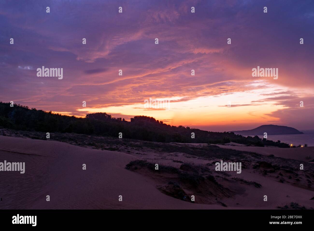 Sunrise over Sand Dunes in Mui Ne Stock Photo - Alamy