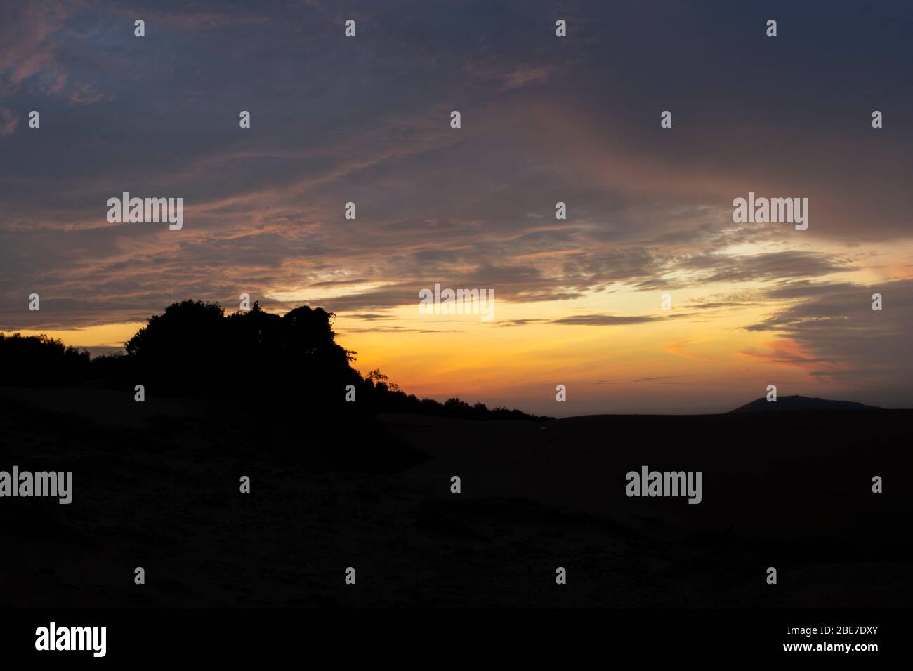 Sunrise over Sand Dunes in Mui Ne Stock Photo - Alamy