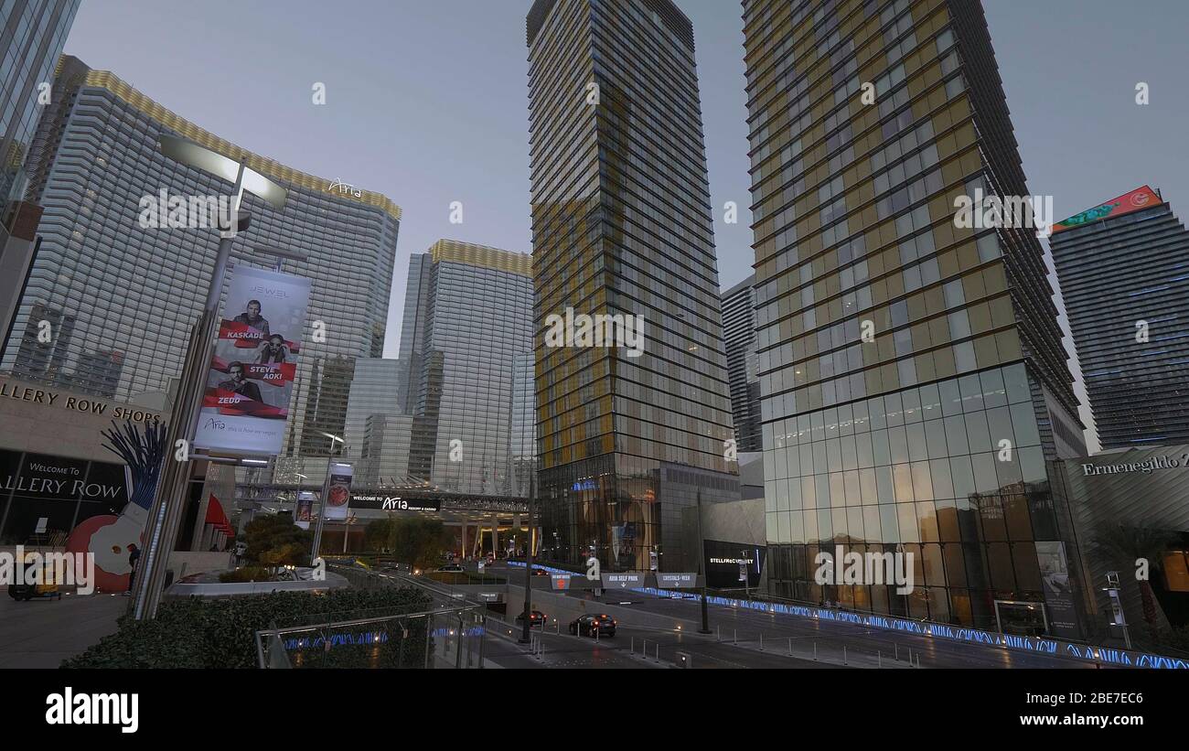 The modern buildings of Mandarin Vdara and Aria Hotel in Las Vegas ...