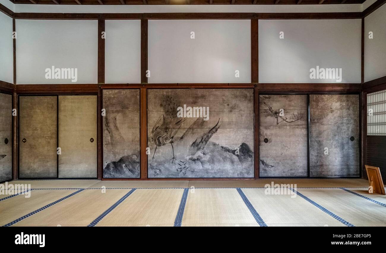 Ink painting on a fusuma, by Kaiho Yusho, Kennin-ji Temple, Higashiyama ...