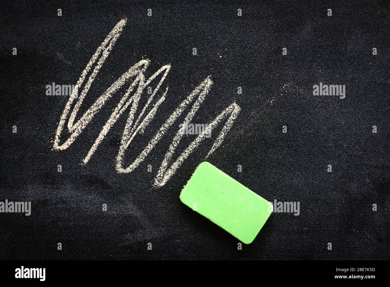 Blackboard dark or chalkboard with horizontal / blackboard texture ...