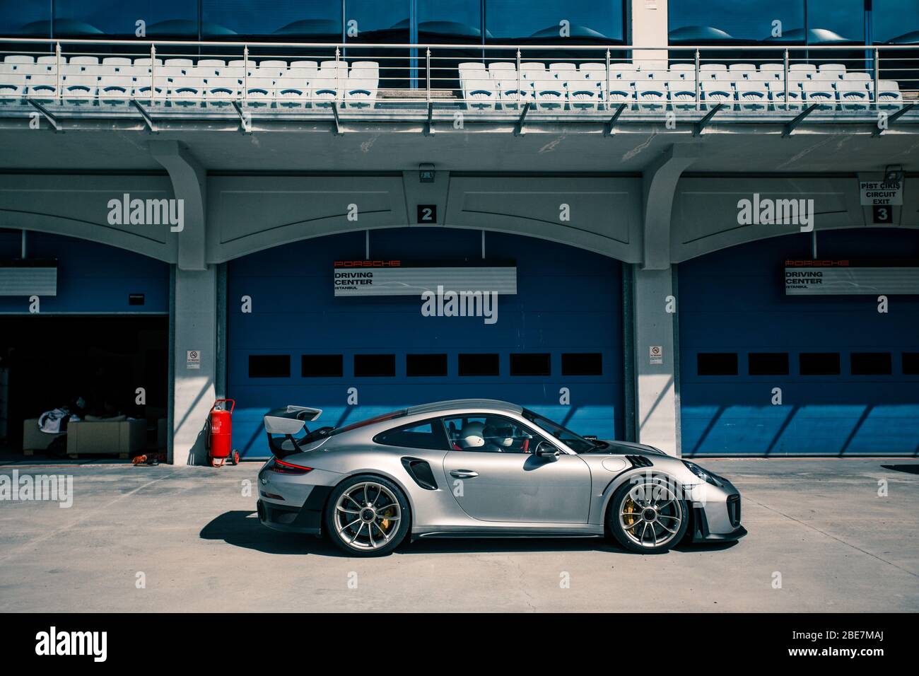 Autotuning hi-res stock photography and images - Alamy