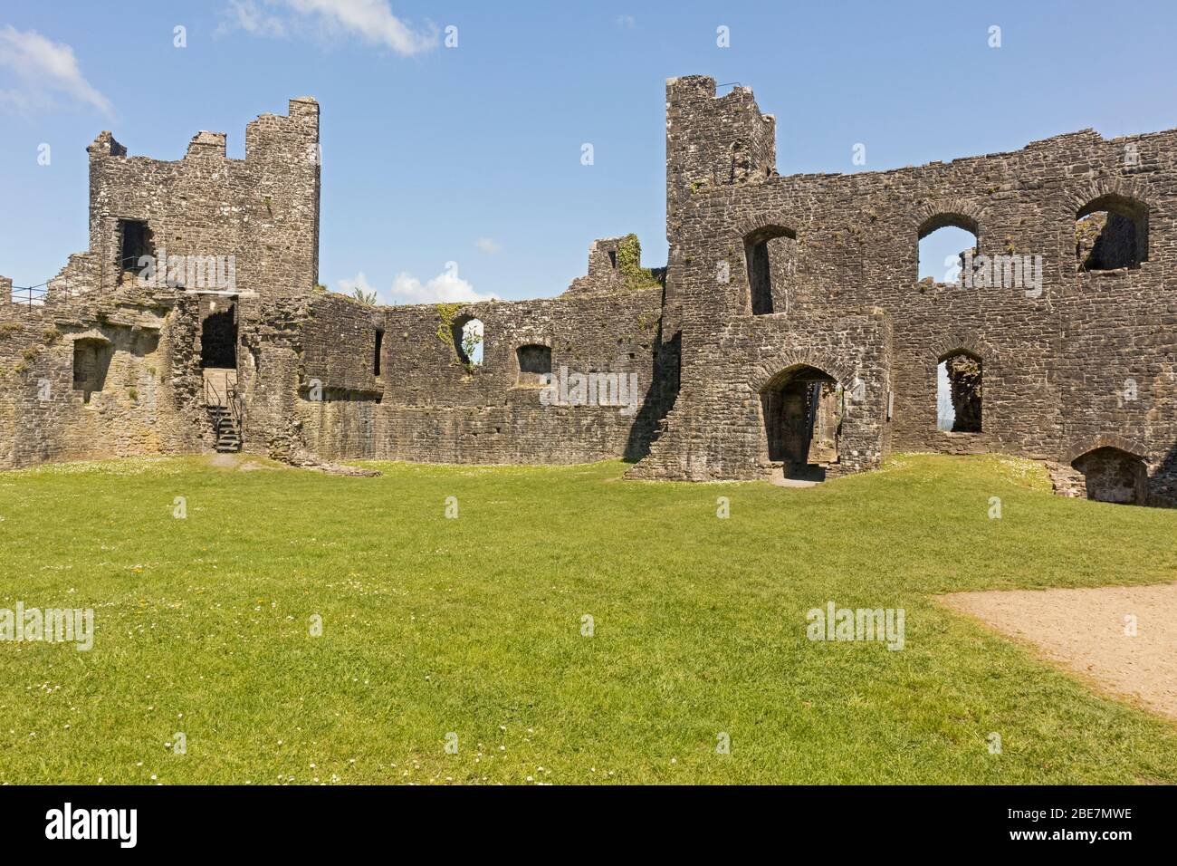 Llandeilo dinefwr hi-res stock photography and images - Alamy