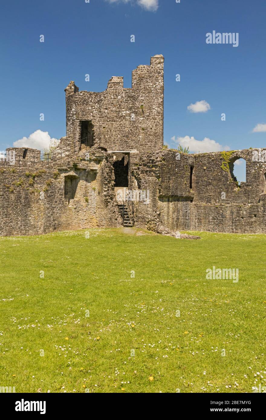 Llandeilo dinefwr hi-res stock photography and images - Alamy