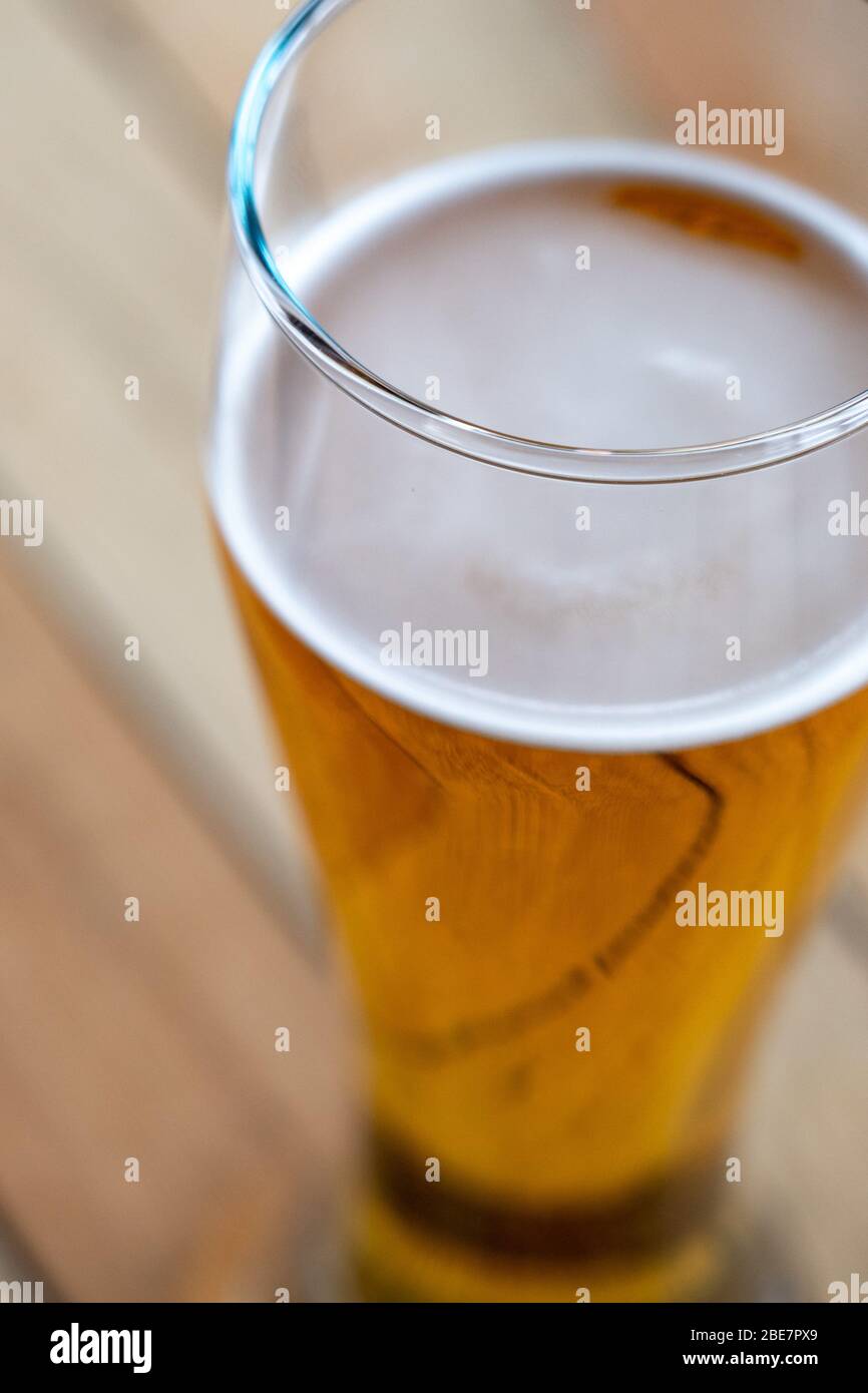 Tall glass with beer. A pint of beer Stock Photo - Alamy
