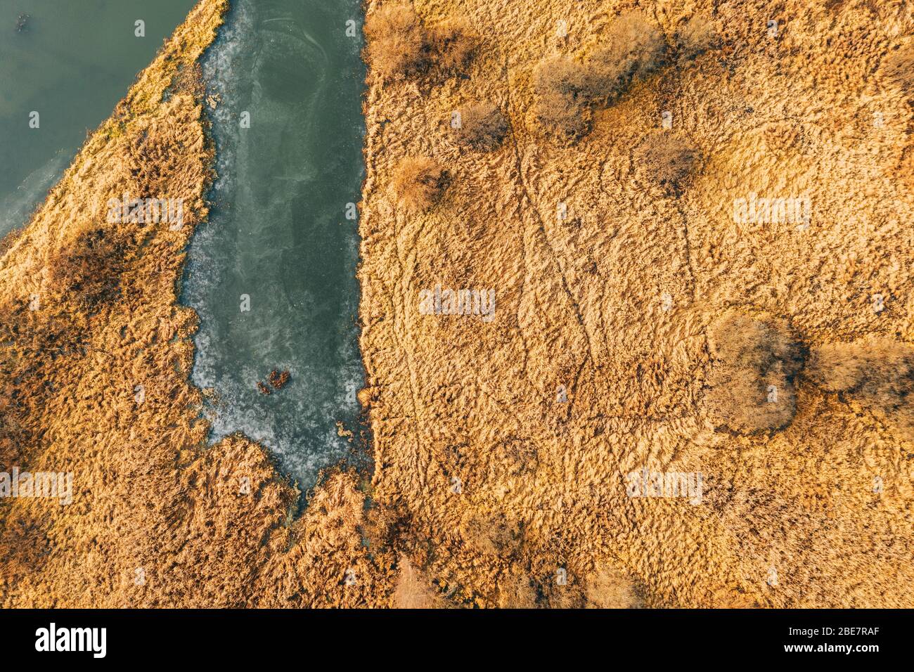 Flat dry marsh land hi-res stock photography and images - Alamy