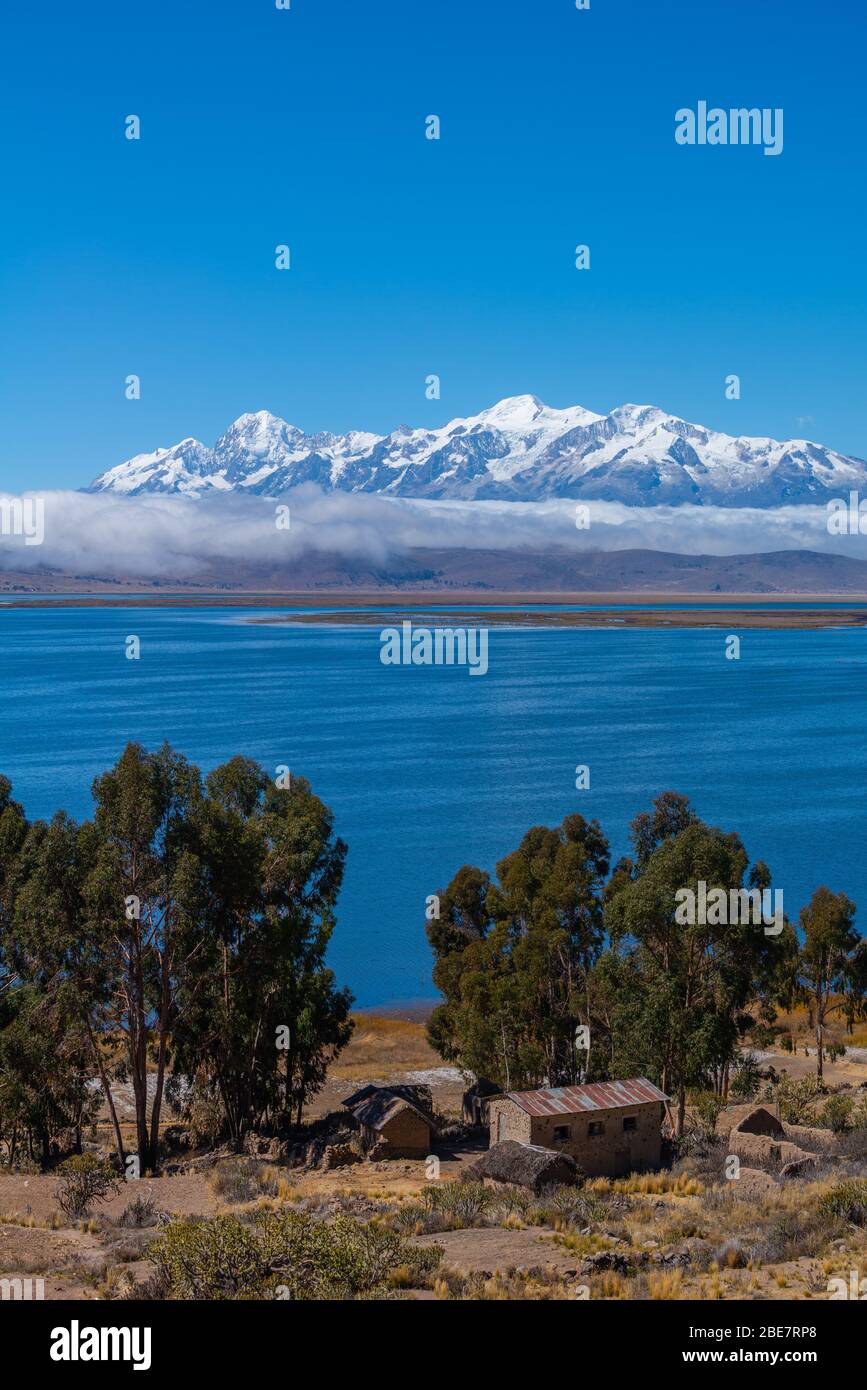 Cordillera real bolivia hi-res stock photography and images - Alamy