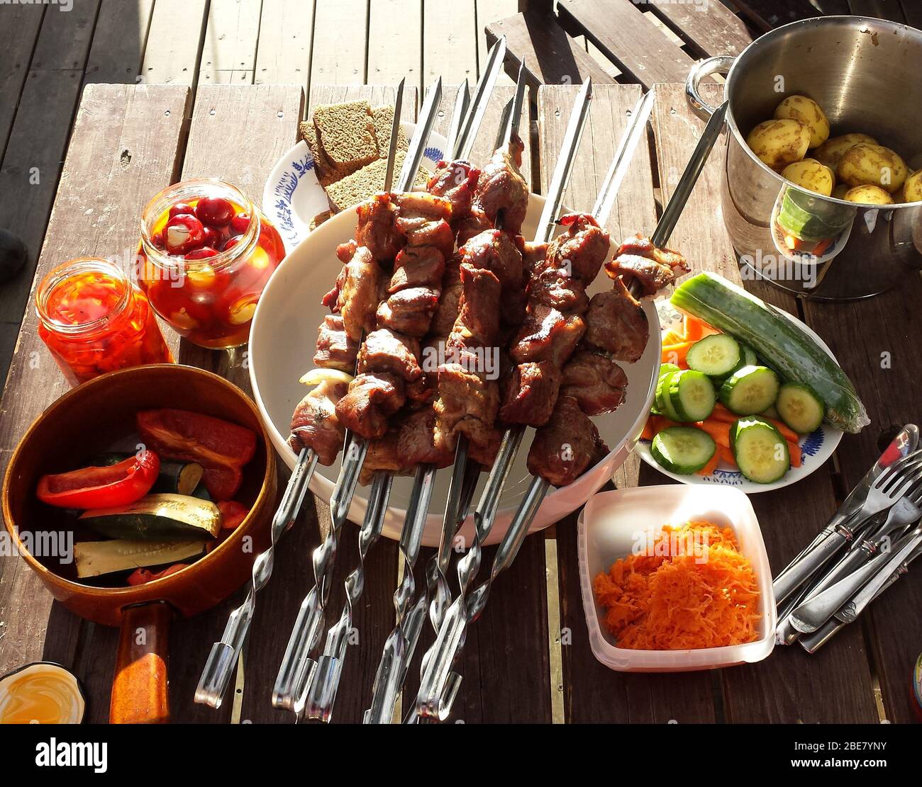 Meet bbq hi-res stock photography and images - Alamy
