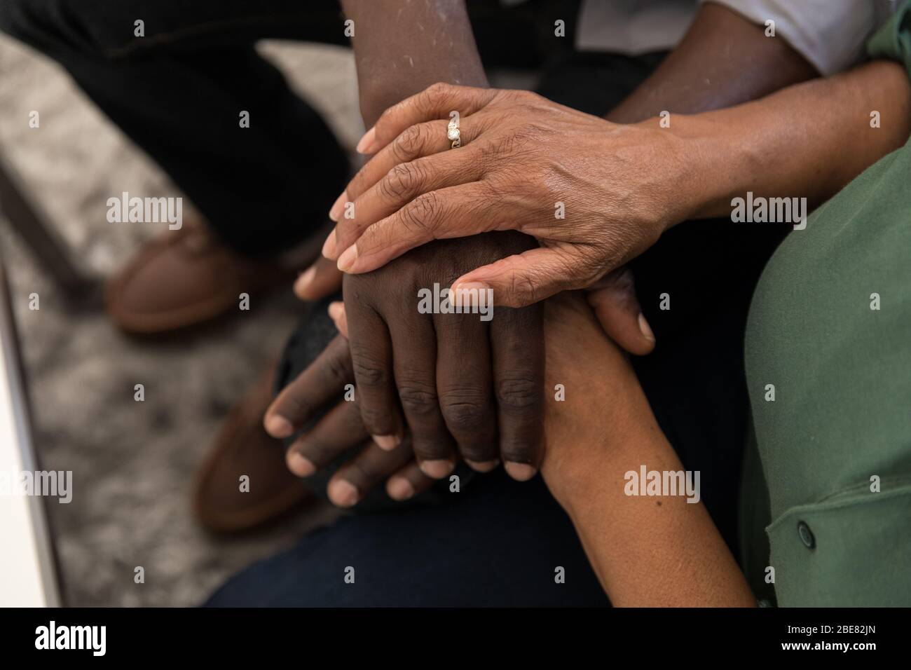 African american hands hi-res stock photography and images - Alamy