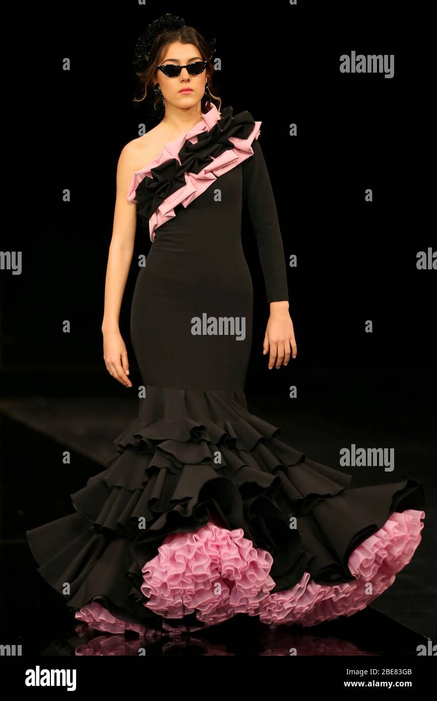 Nueva confeccion hi-res stock photography and images - Alamy