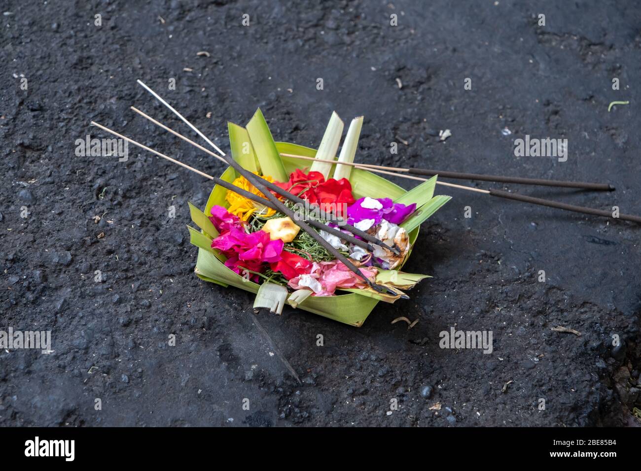Balinese baskets hi-res stock photography and images - Alamy