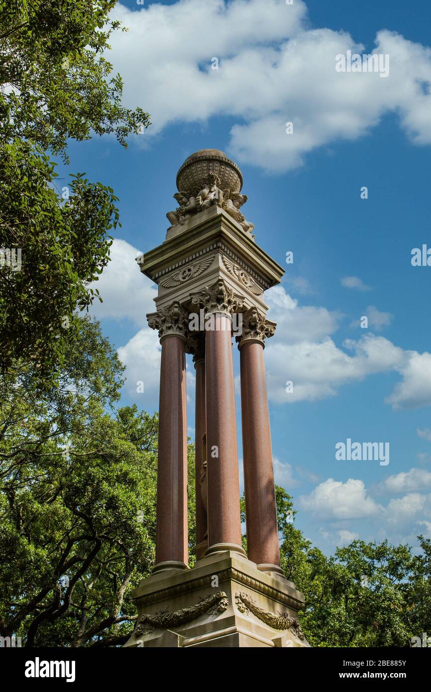 Commerative historic statue in park in Savannah, Georgia Stock Photo ...