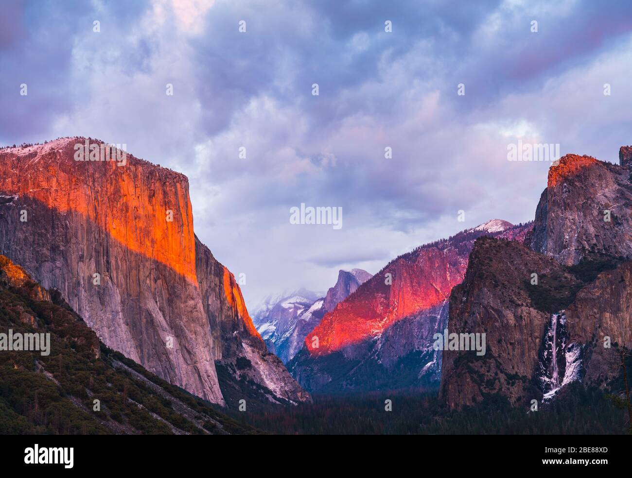 Half summer half winter hi-res stock photography and images - Alamy