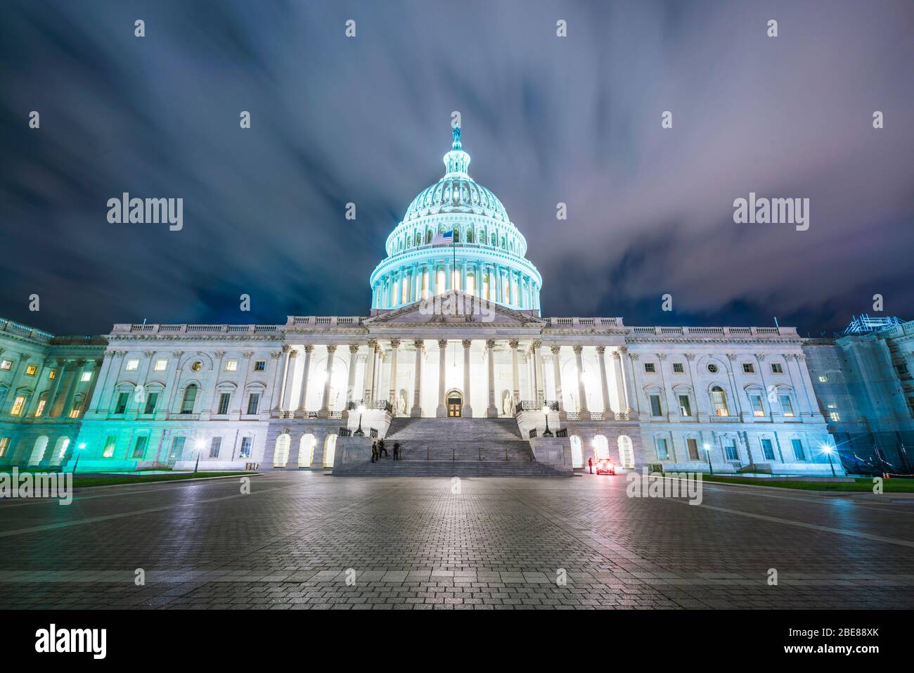 Capitol building at night hi-res stock photography and images - Alamy
