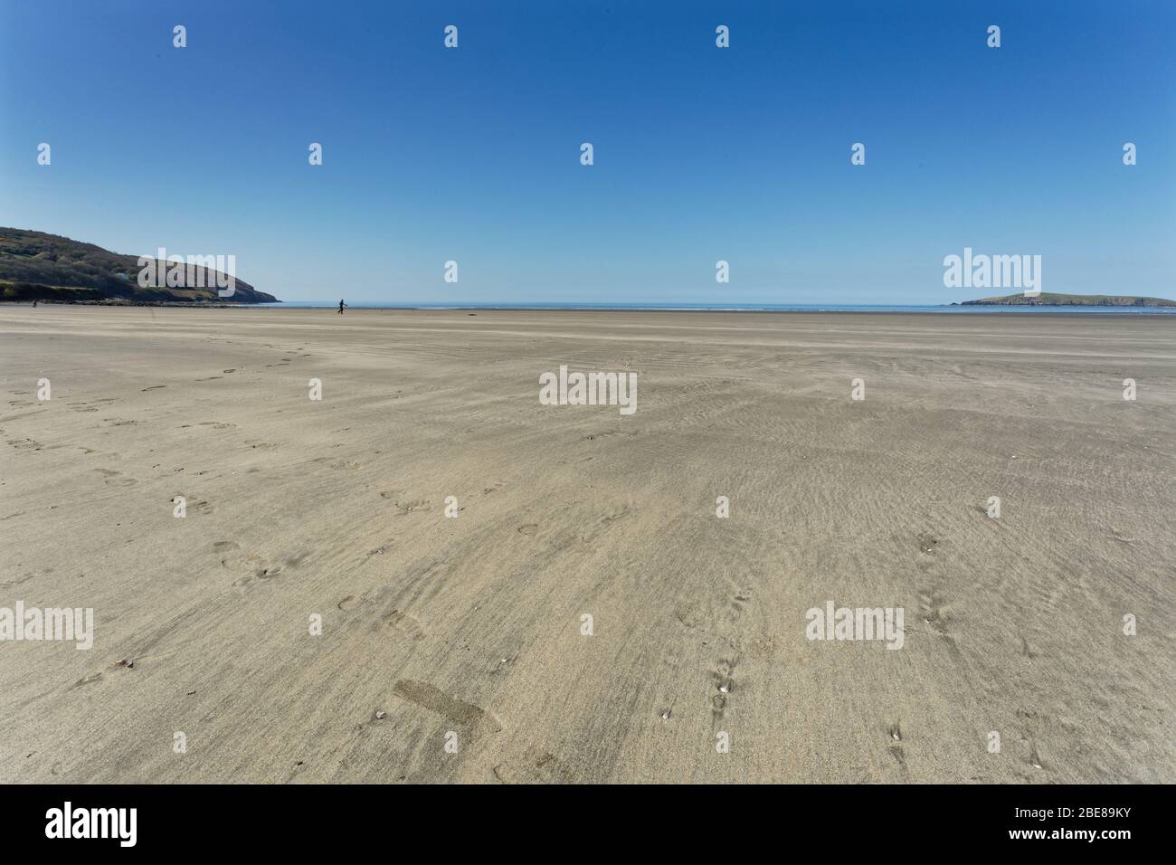 Poppit sands beach hi-res stock photography and images - Alamy