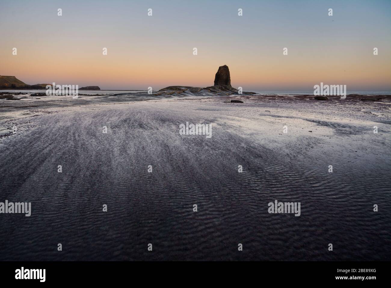 Black bay hi-res stock photography and images - Alamy