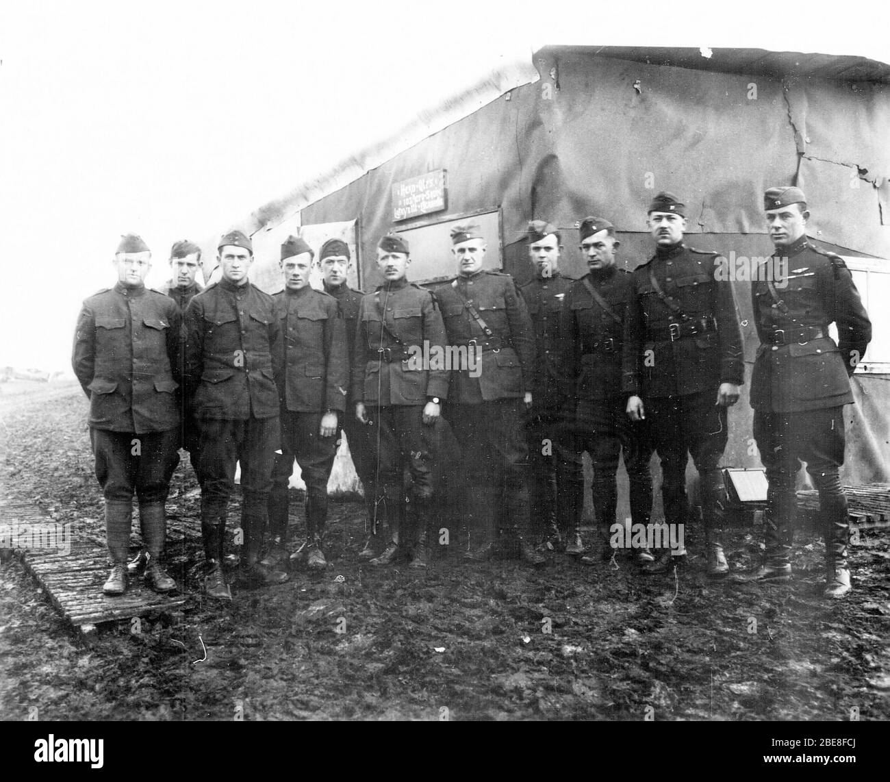 From left right staff sgt Black and White Stock Photos & Images - Alamy