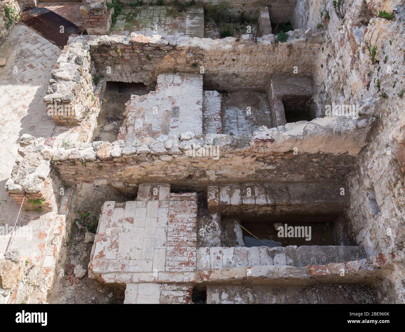 Ancient thermal baths of bagno vignoni hi-res stock photography and ...