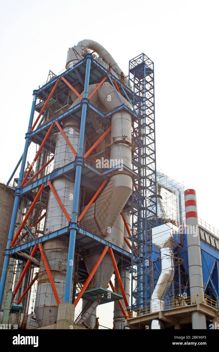 Cement production china hi-res stock photography and images - Alamy