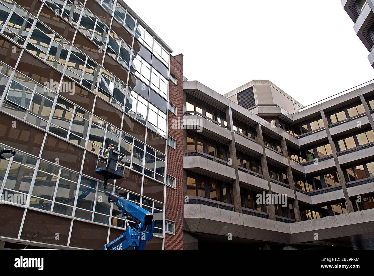 1970s architecture london hi-res stock photography and images - Alamy