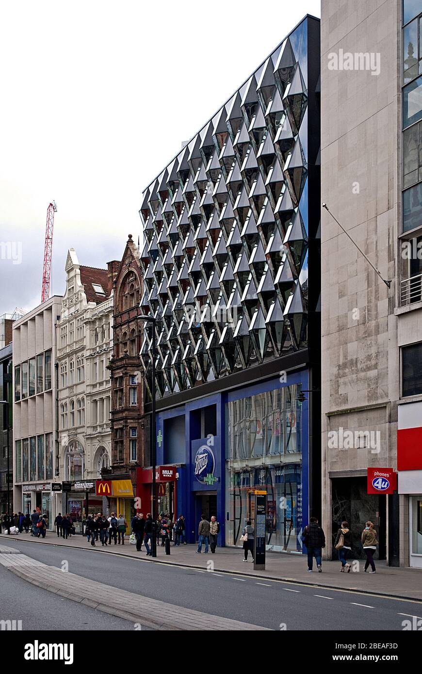 Black Glass Geometric Facade Elevation Windows Protruding 187-195 ...