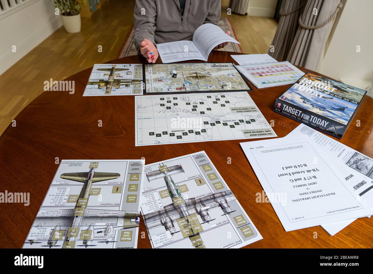 War board game hi-res stock photography and images - Alamy