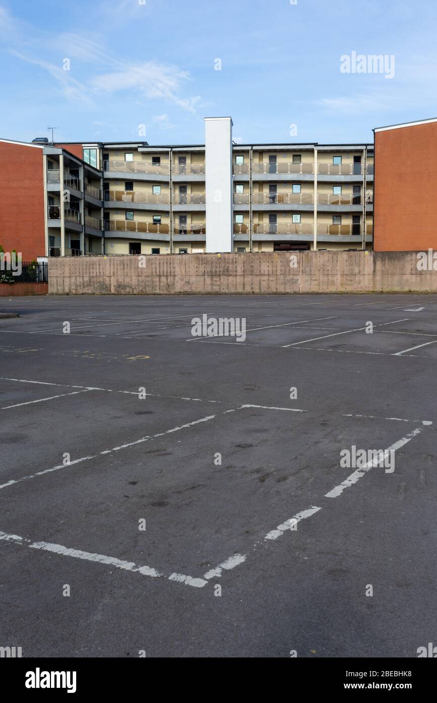 Empty car park hi-res stock photography and images - Alamy