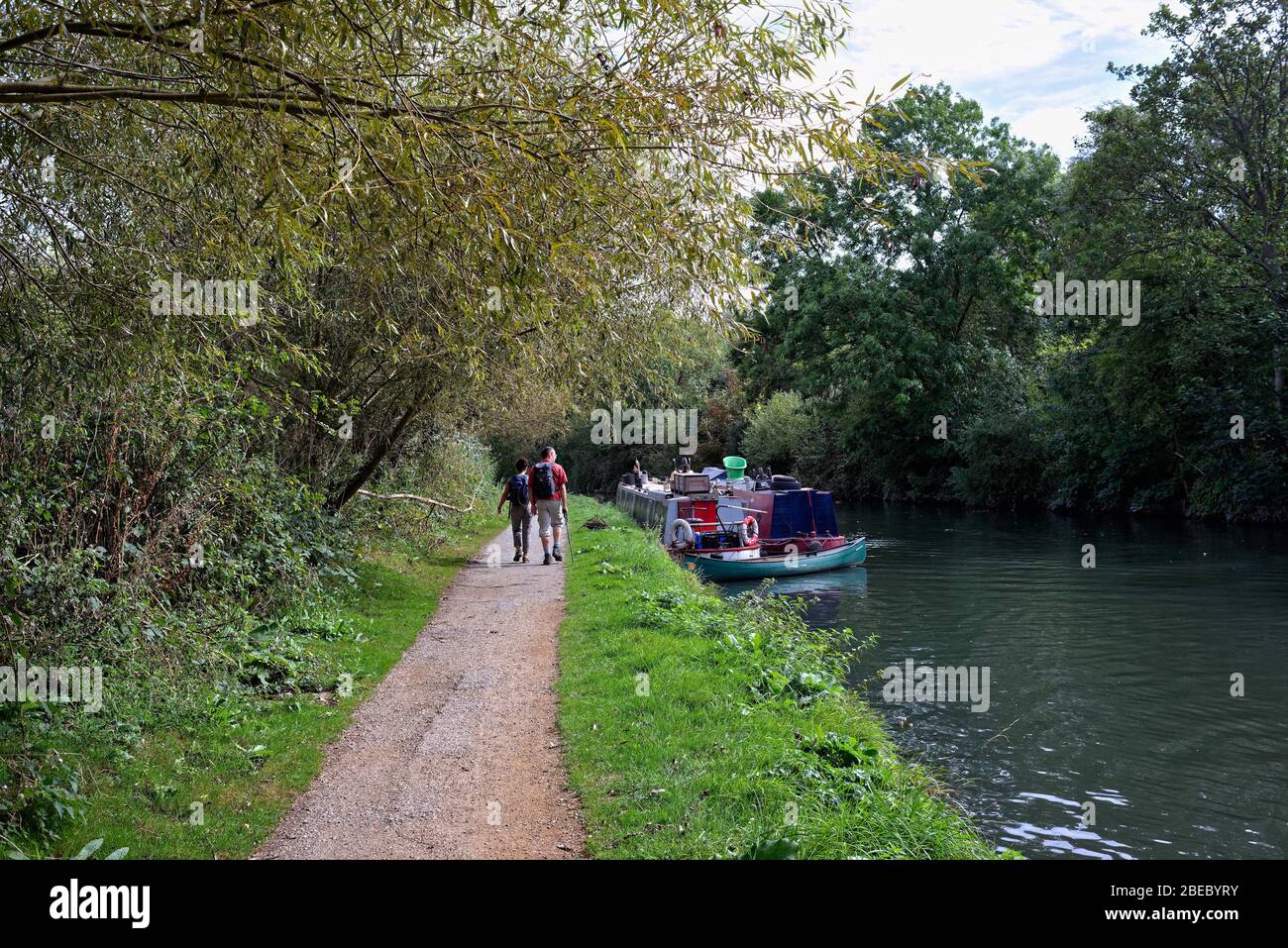 Narrow boats england hi-res stock photography and images - Alamy