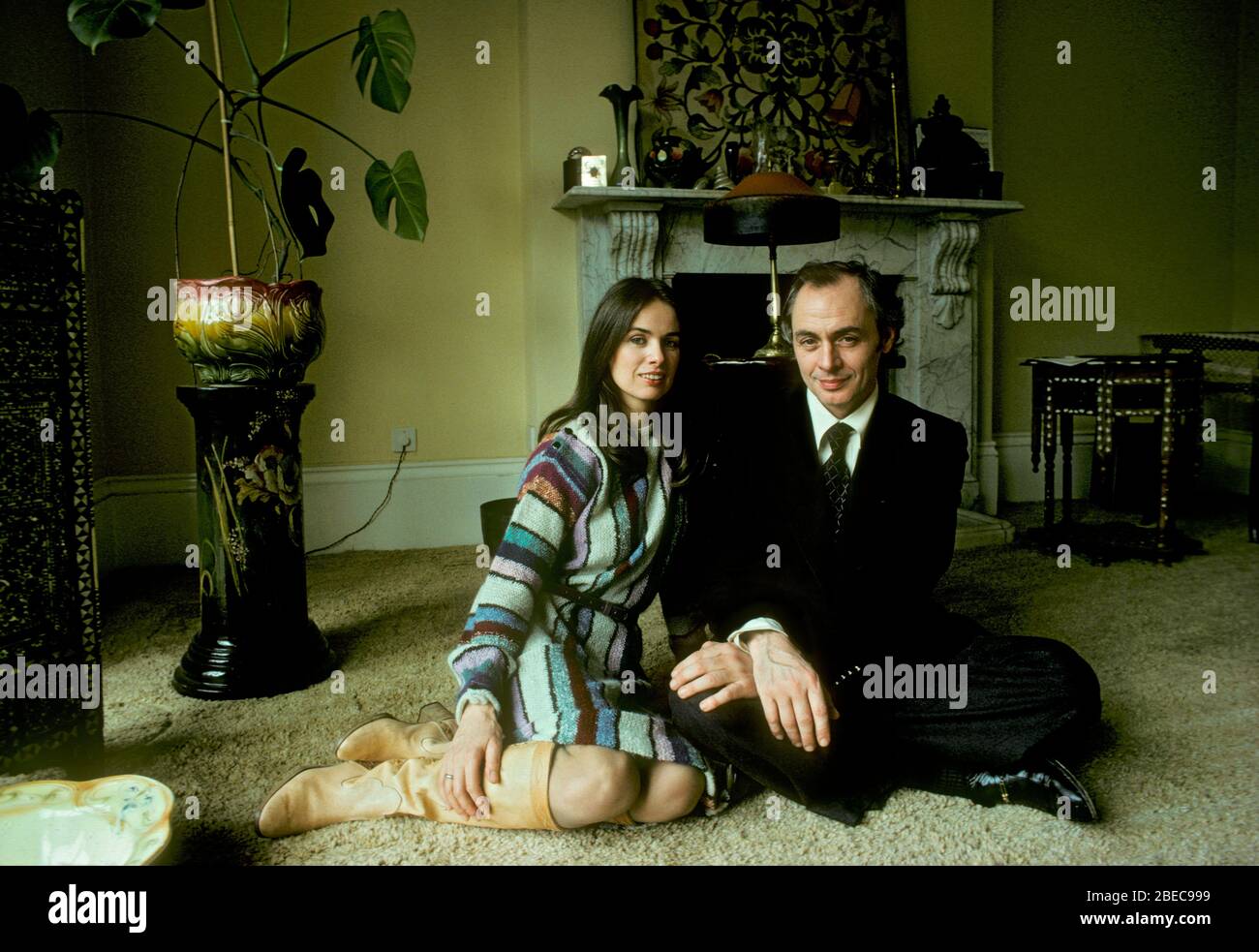 R D Laing psychiatrist and his wife Jutta 1977 Stock Photo - Alamy