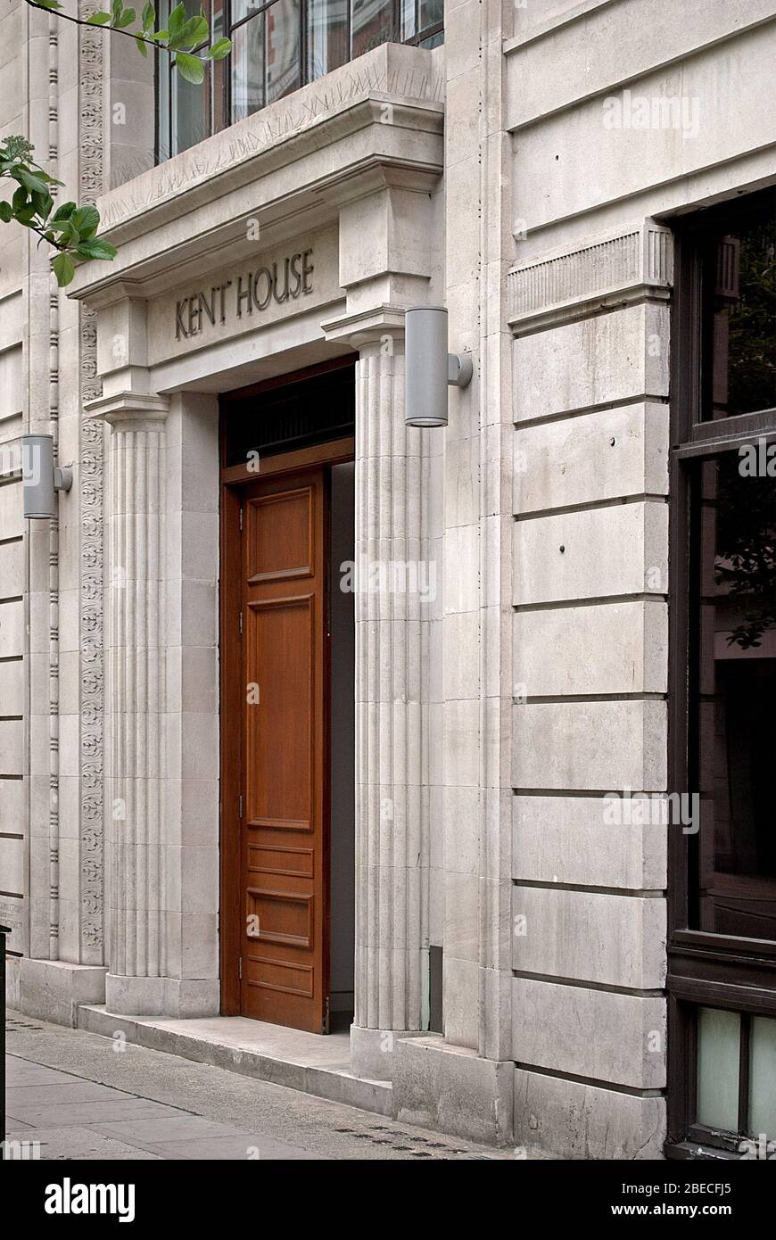 Kent House, London WC1 Stock Photo - Alamy